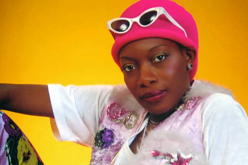 FFFclub: Новости от Maizie Williams: тур по Австралии и запись нового ...