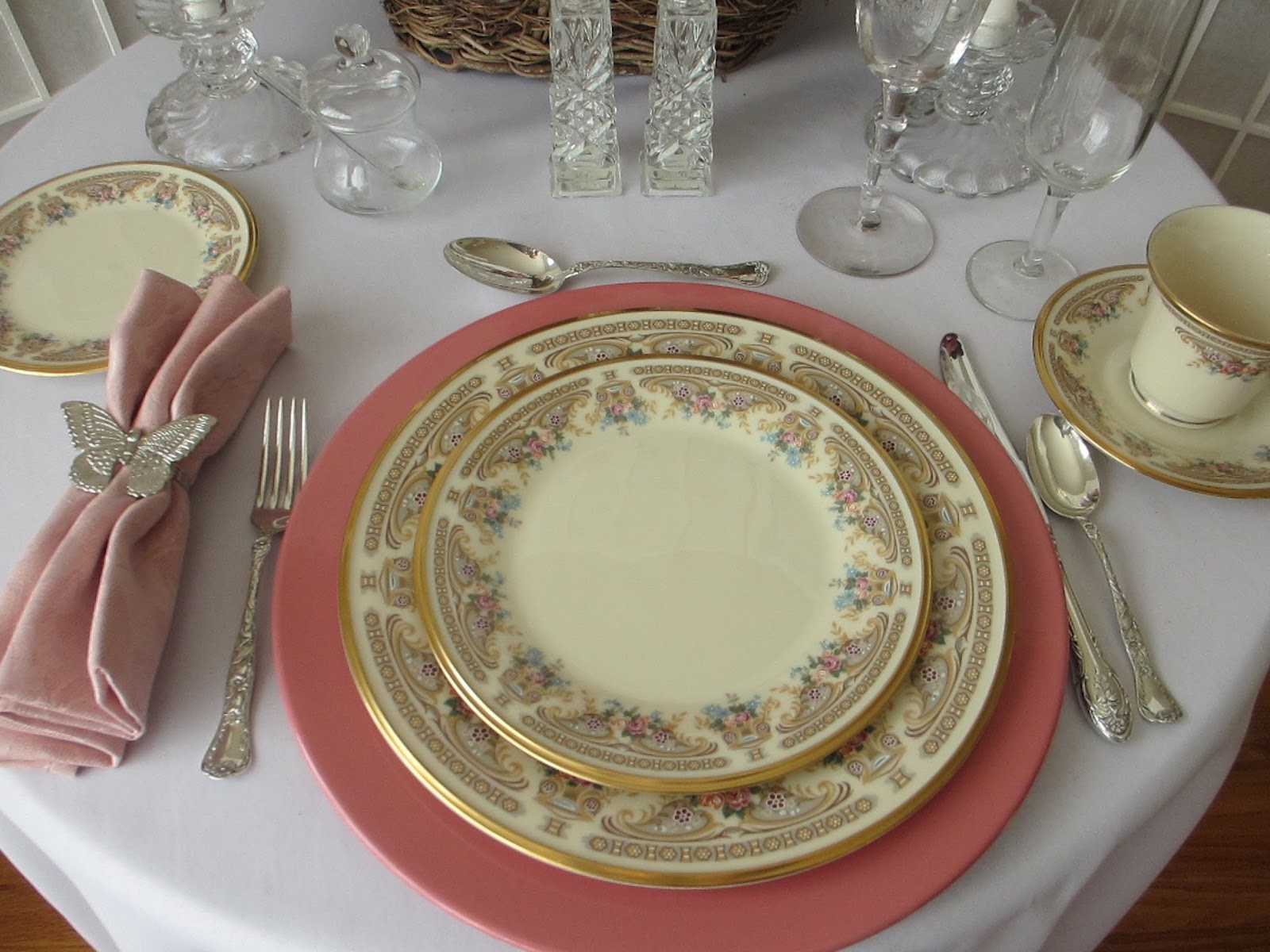 Table for One: Spode Gainsborough Spring Table