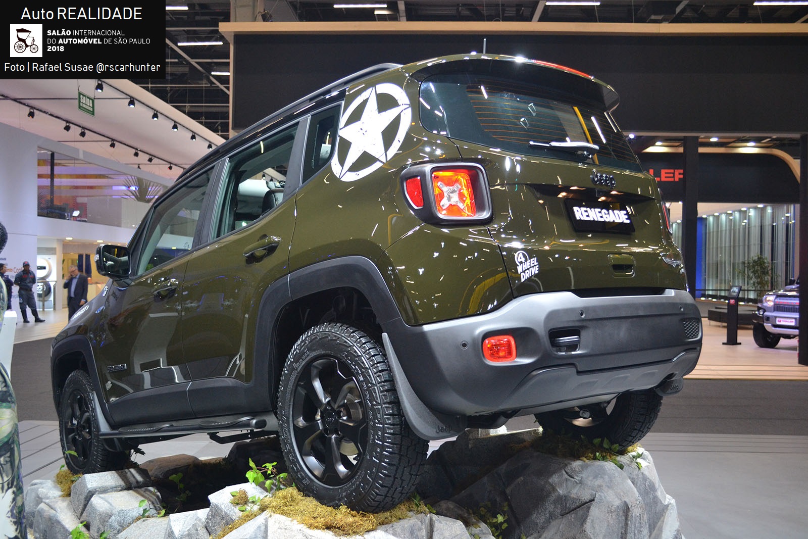 Jeep revela no Salão novos Wrangler e Cherokee, além de séries especiais