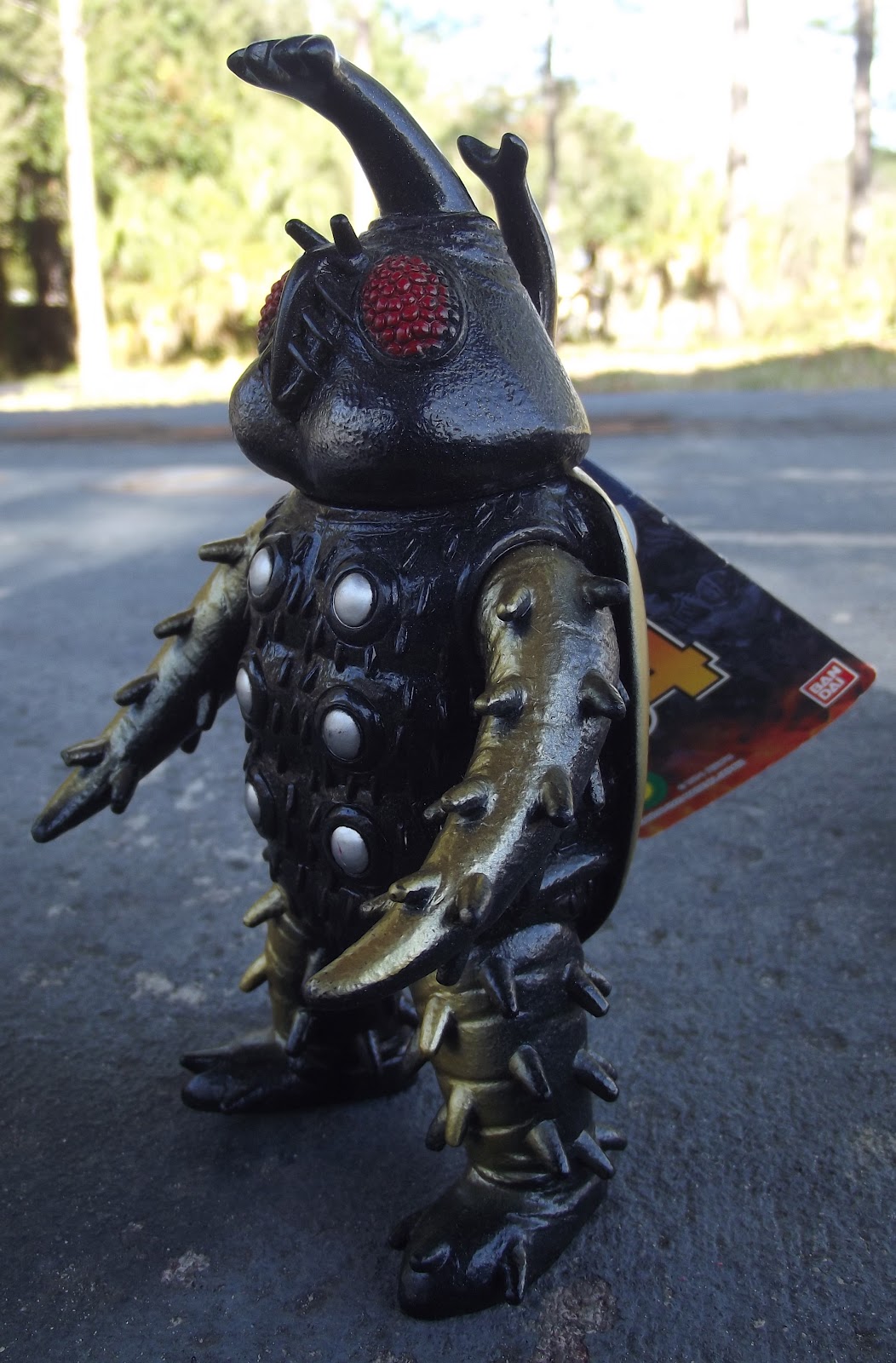 Raging Nerdgasm: Ultraman's Satan Beetle from Bandai