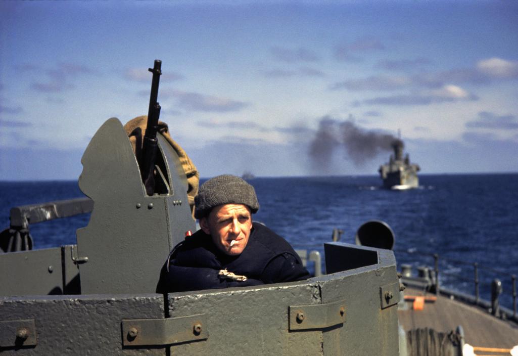 Wonderful Colour Photographs of World War II by Robert Capa ~ Vintage ...