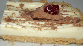 LEKKER RESEPTE VIR DIE JONGERGESLAG: MAKLIKE SJOKOLADE TERT