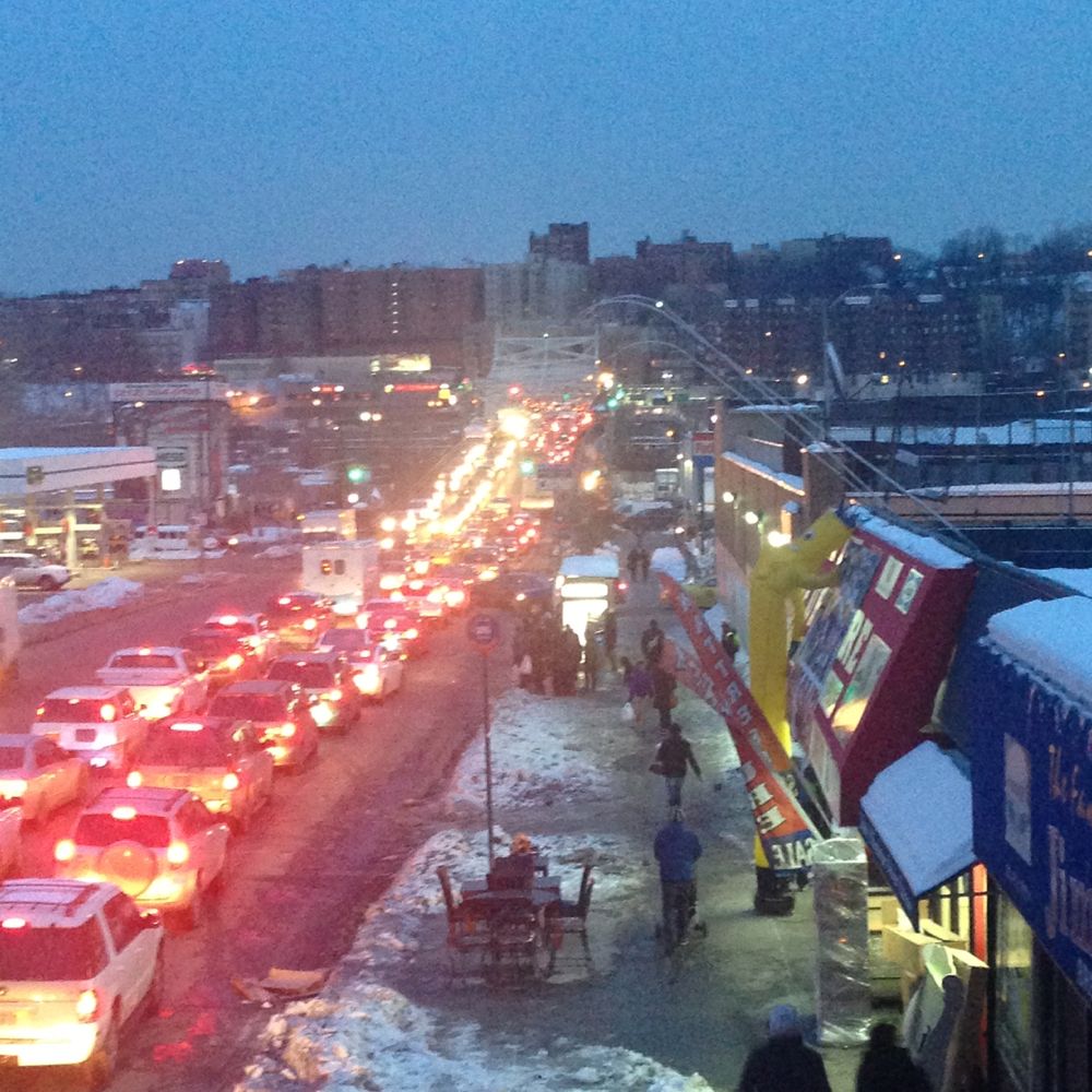 An Early Evening Walk Down 207th Street: Let's Eat