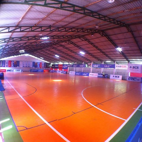 5 TEMPAT FUTSAL TERBAIK DI KOTA BANDUNG: 5 Tempat Futsal Terbaik Di Bandung