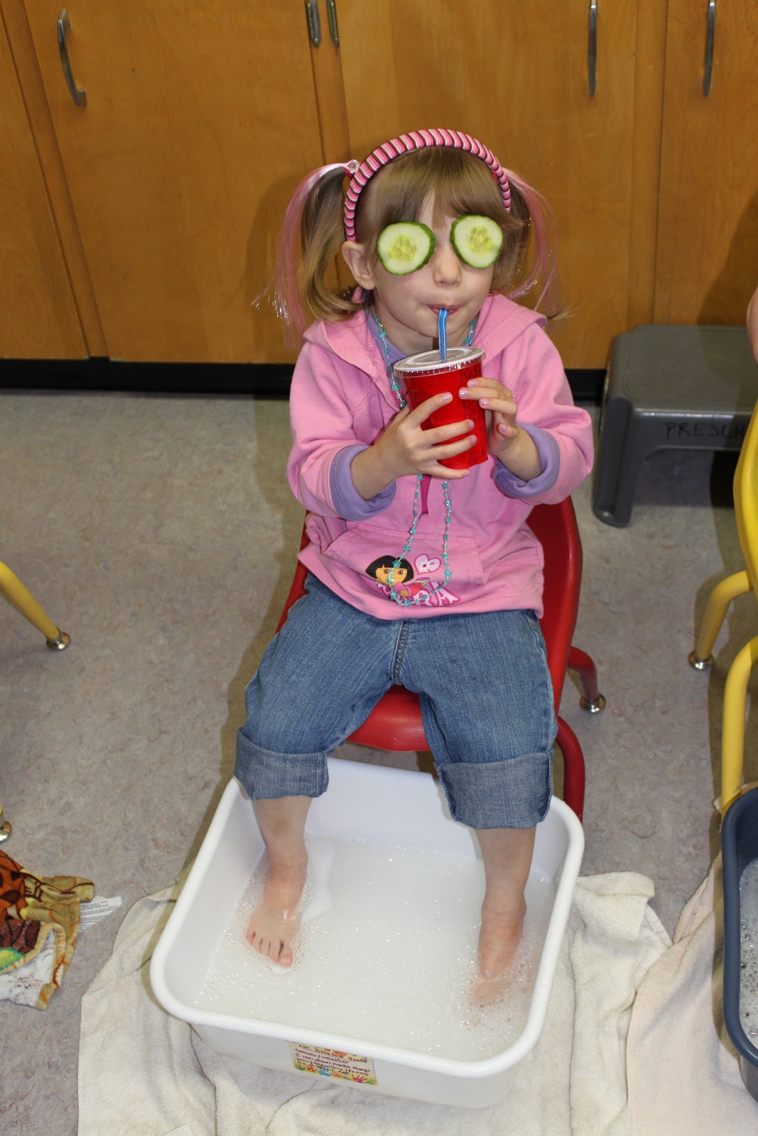 Teach-a-Saurus: Preschool Spaaaaaahhhhhhh Day!