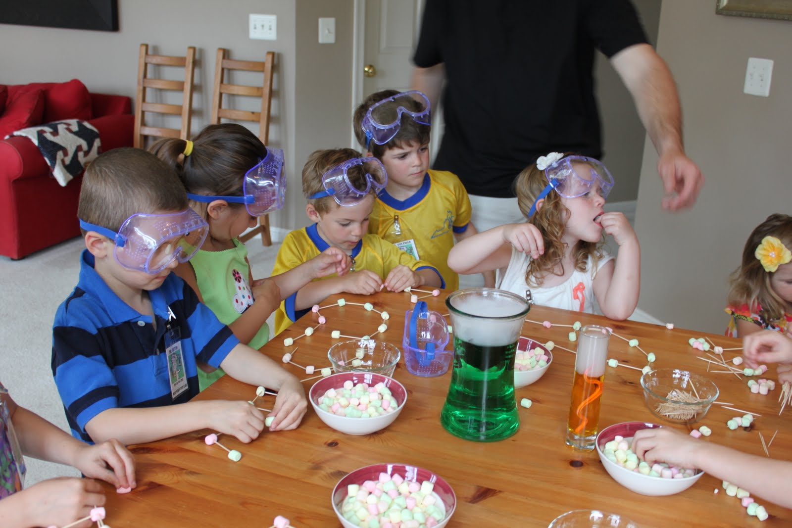 The Loveridge Family: Carson's Mad Scientist Lab!
