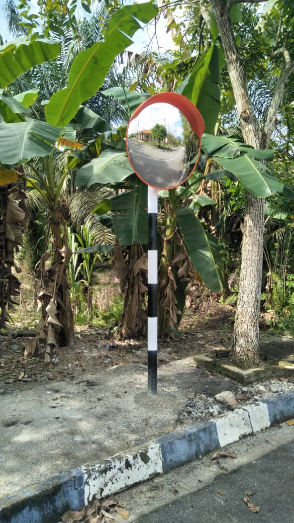 PEMASANGAN CERMIN CEMBUNG