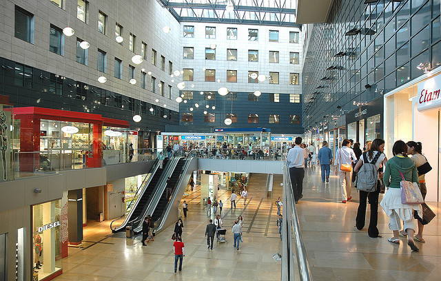 Bezoek Barcelona: Shoppen in winkelcentrum L’Illa Diagonal