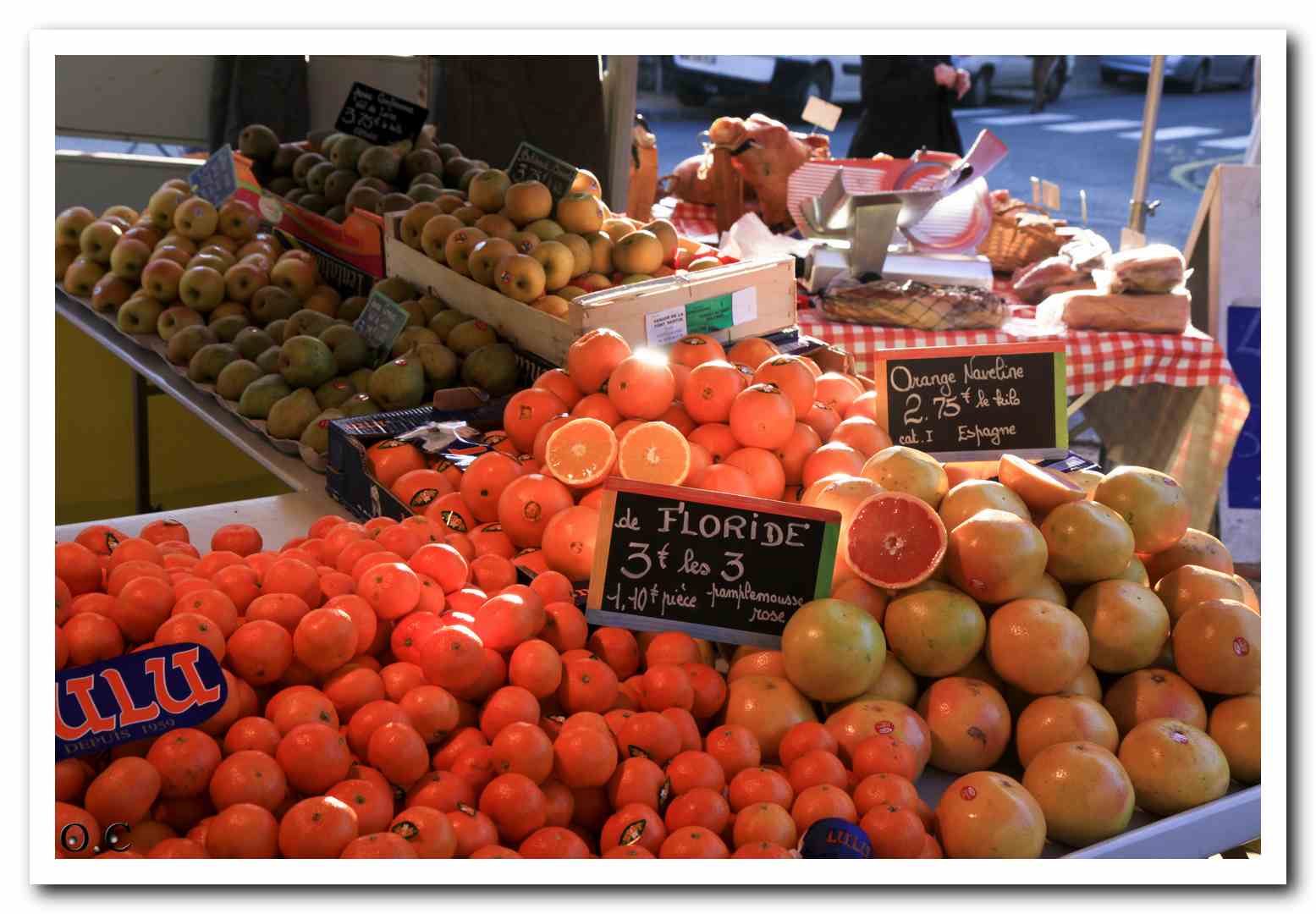 UN INSTANT: Marché de Ribérac en Périgord