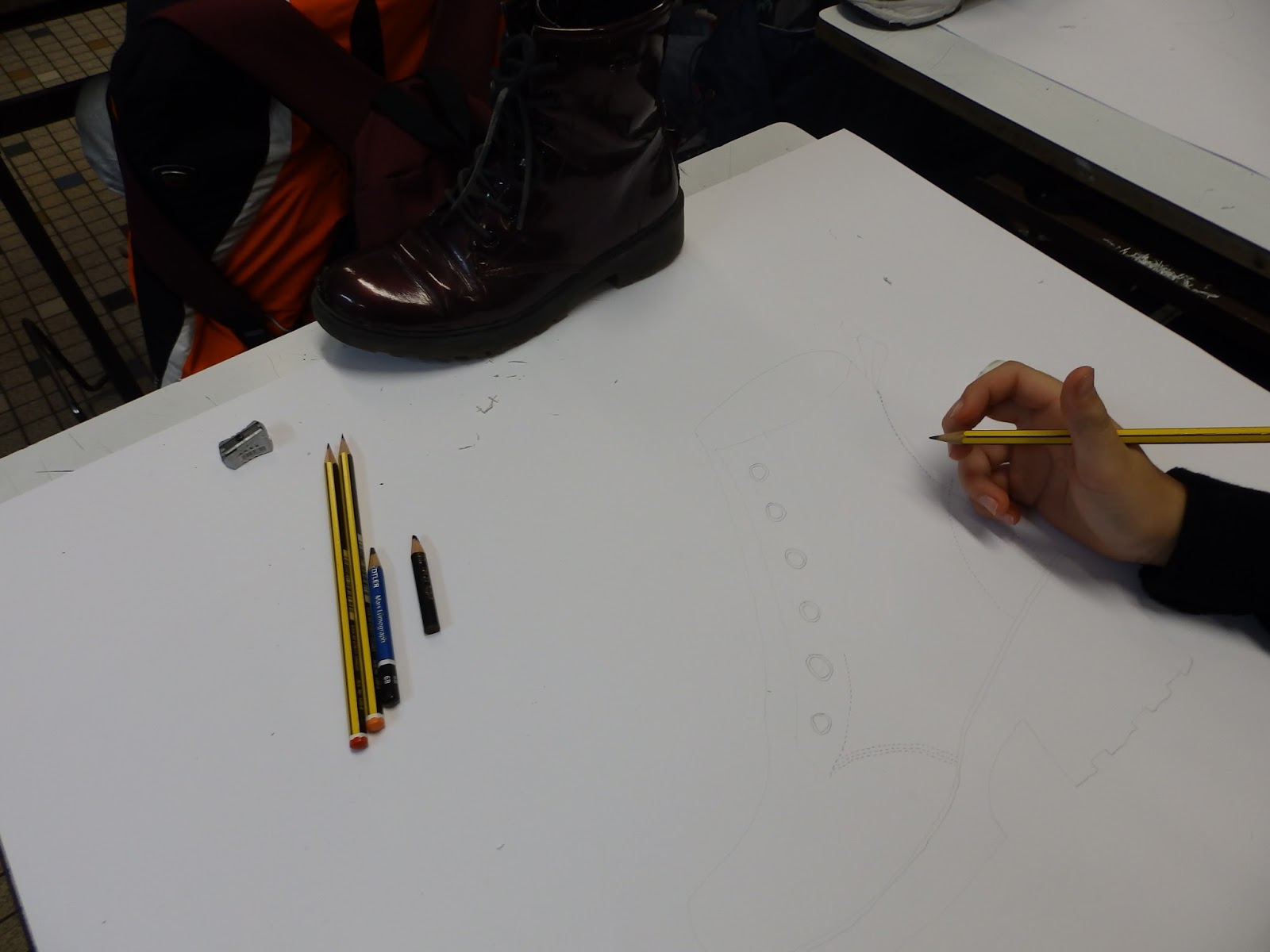 LES ARTS PLASTIQUES au lycée Comte de Foix: Dessin d'observation: ma ...