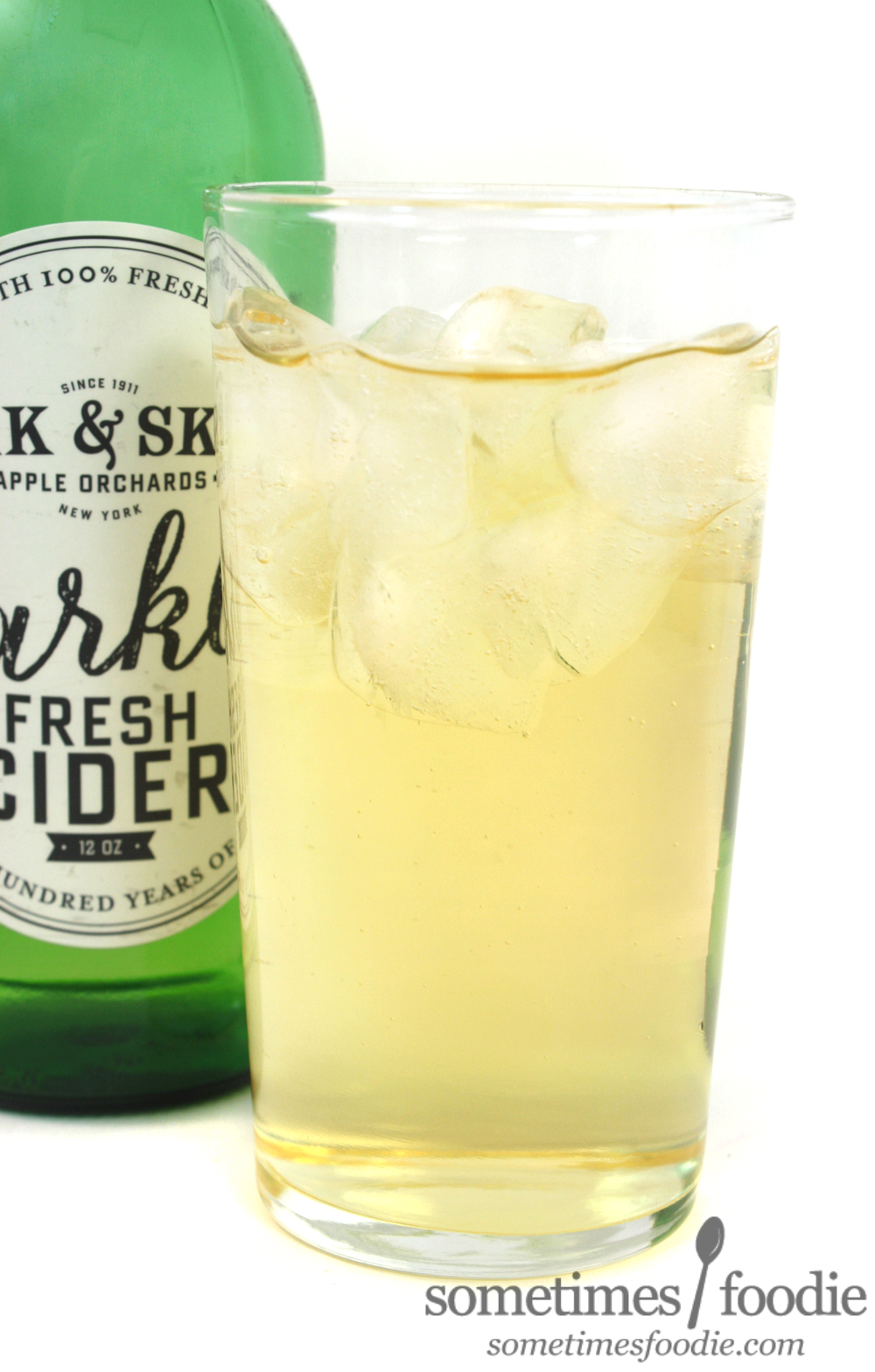 Sometimes Foodie: Quickie Review - Sparkling Fresh Cider