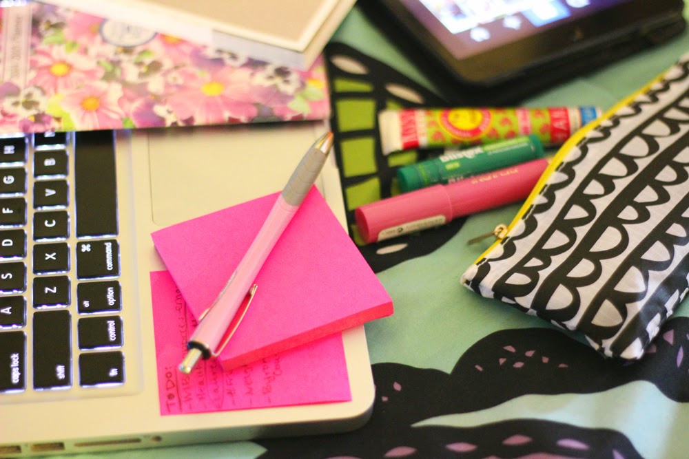 Sincerely, Sara | Style & Books: My Work Essentials