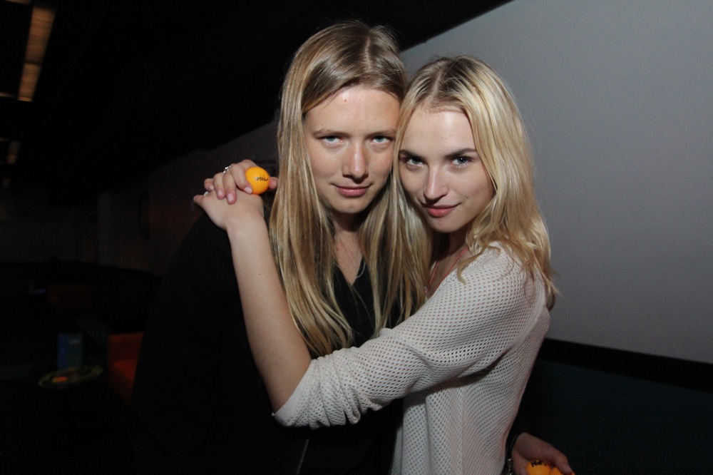 スーパーモデルの私服スナップ Arizona Muse, Kasia Struss, Karlie Kloss, Constance ...