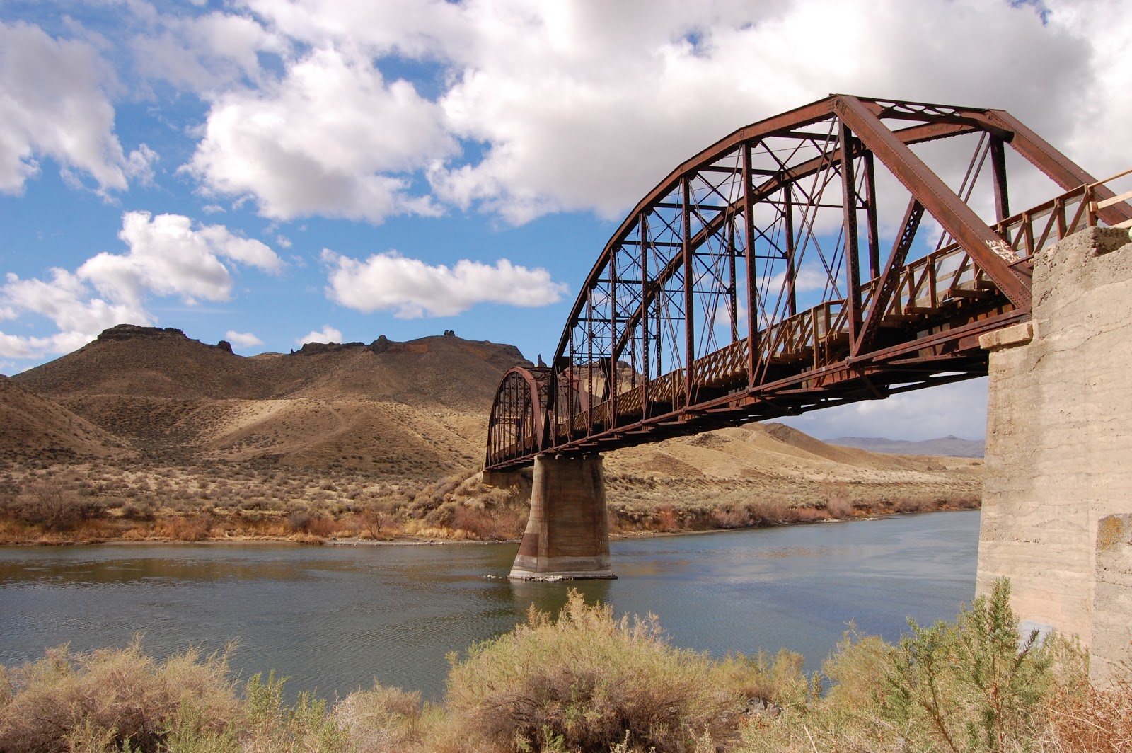 Around Seattle - Almost Weekly Pics: April 5, 2013 - Guffey Bridge