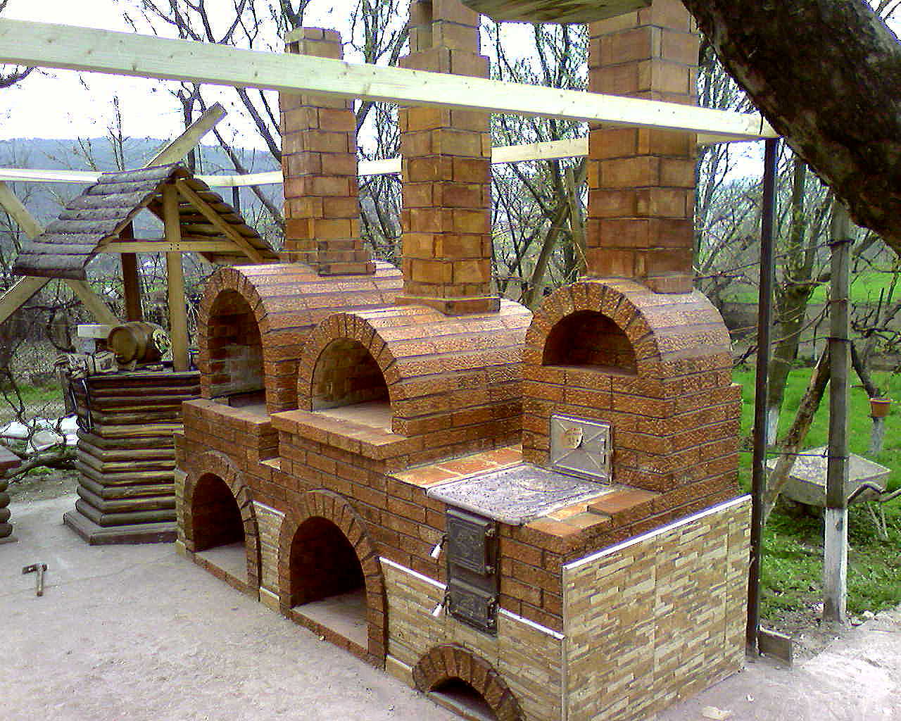 Seminee si gratare rustice