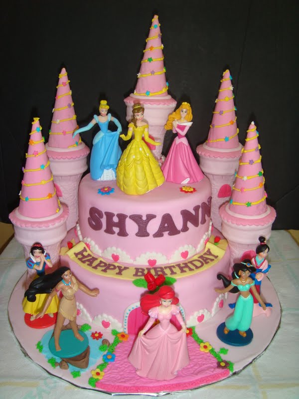 Yummy Baking: Princess Castle Fondant Cake (D2)
