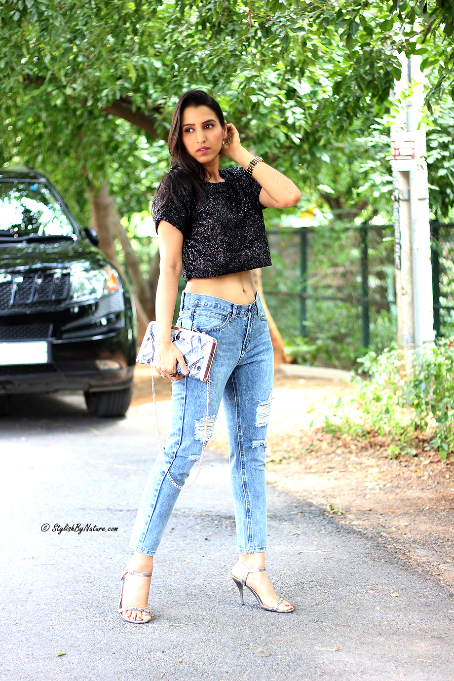 Fashion how to style boxy crop top | Tees | Stylish By Nature By ...