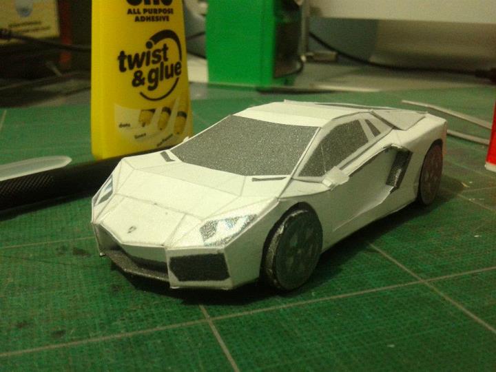 Papercraft and Papermodel: Built Model : Lamborghini Aventador