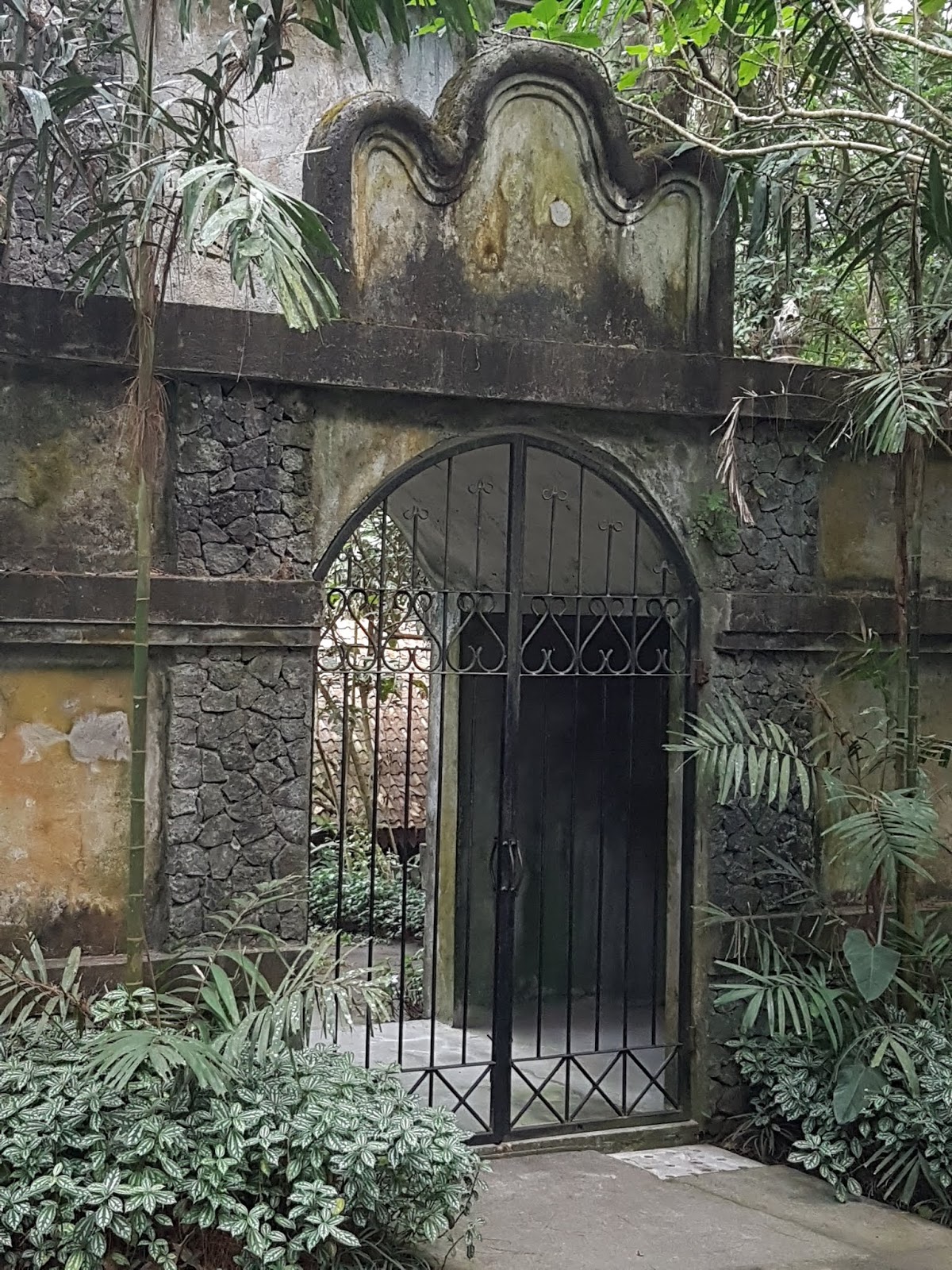 Museum Terbaik Indonesia : Ullen Sentalu | Chara Wanderlust