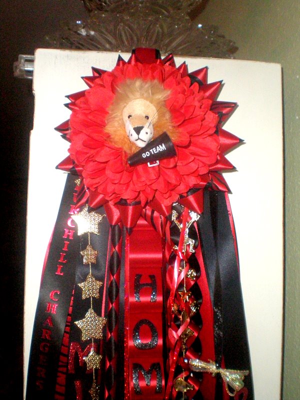 Cottage In The Sun: Homecoming Mum Making Experience - Finished