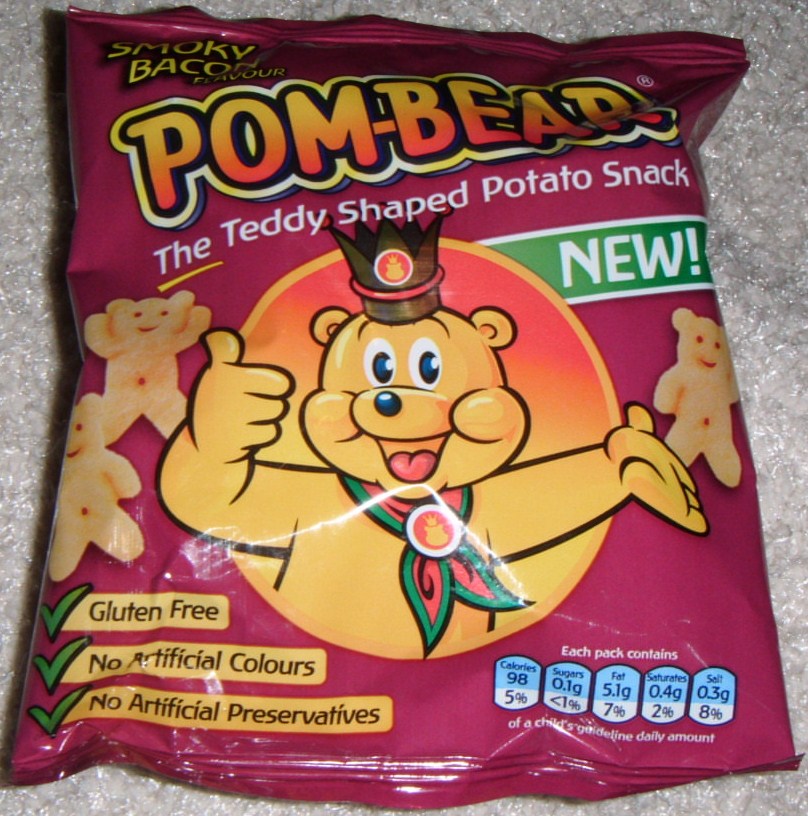 FOODSTUFF FINDS: Smoky Bacon Pom-Bear [Crisps] [By @cinabar]