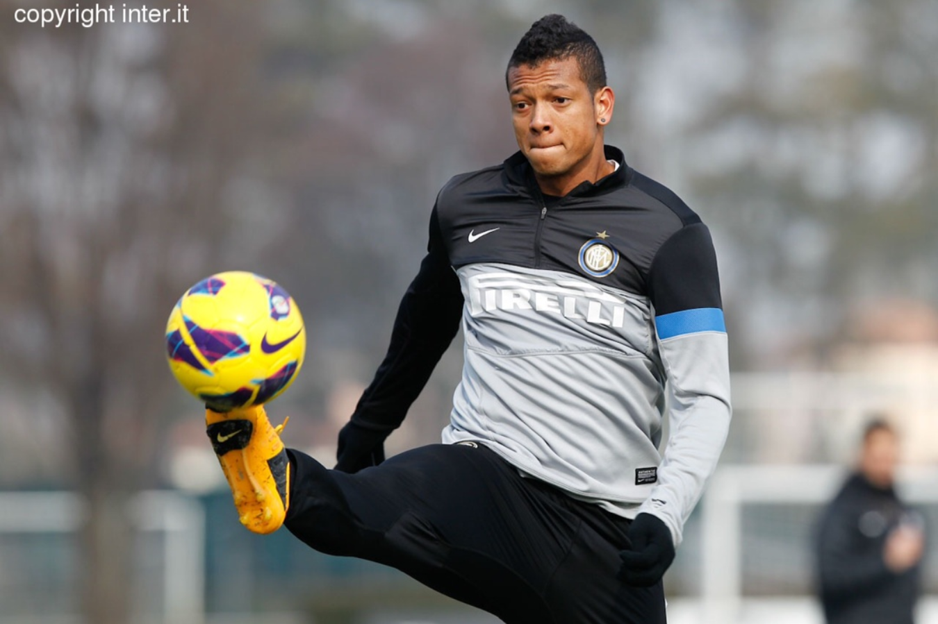 Imprensa italiana coloca Guarín no Chelsea - Mercado Da Bola