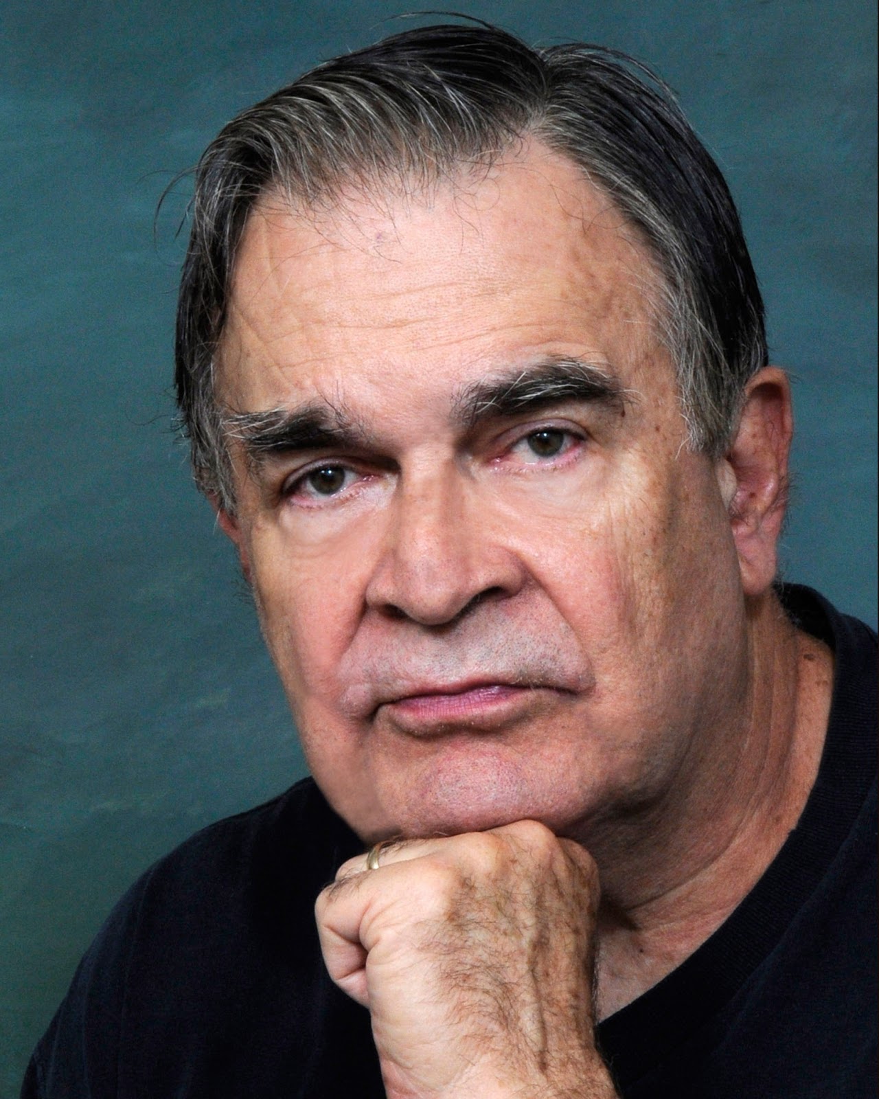 Tom Walker - Writer: Author Bio