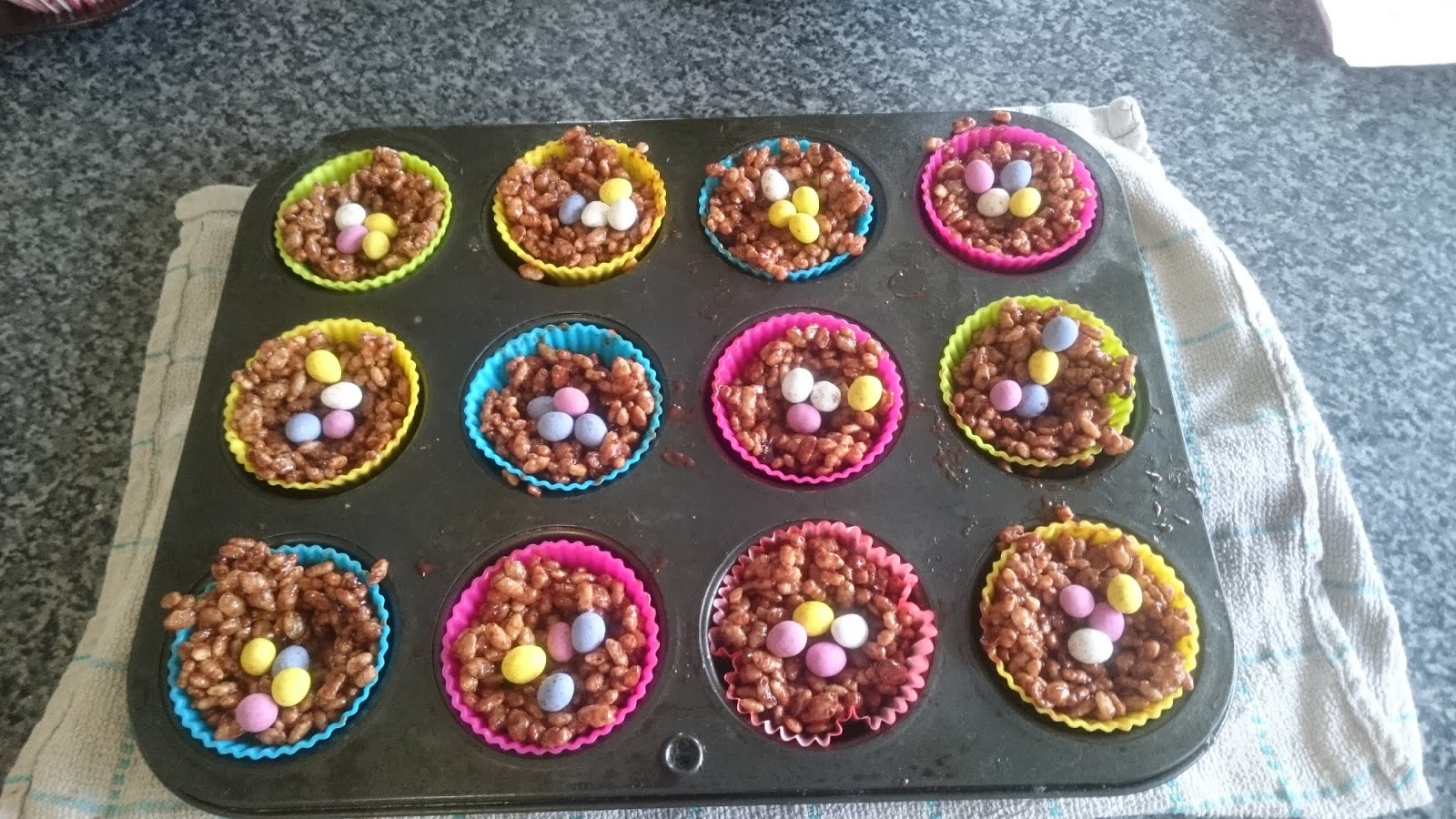 Chocolate Rice Krispie cakes recipe ~ THIS IS WHERE IT IS AT