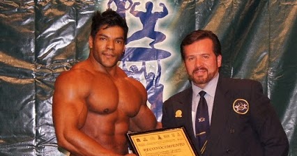 world bodybuilders pictures: Mexican bodybuilder Jorge Luis Guerrero