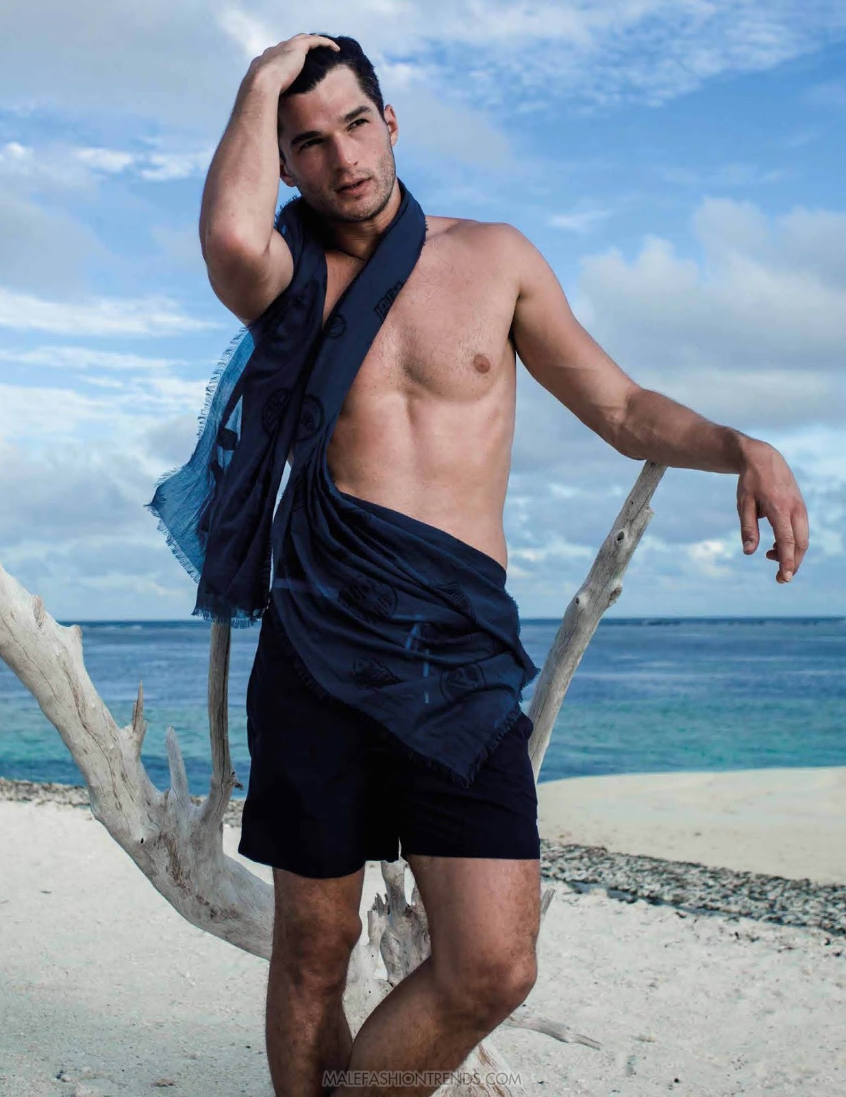 Jon Hosking por Ronald Liem para DAMAN Magazine