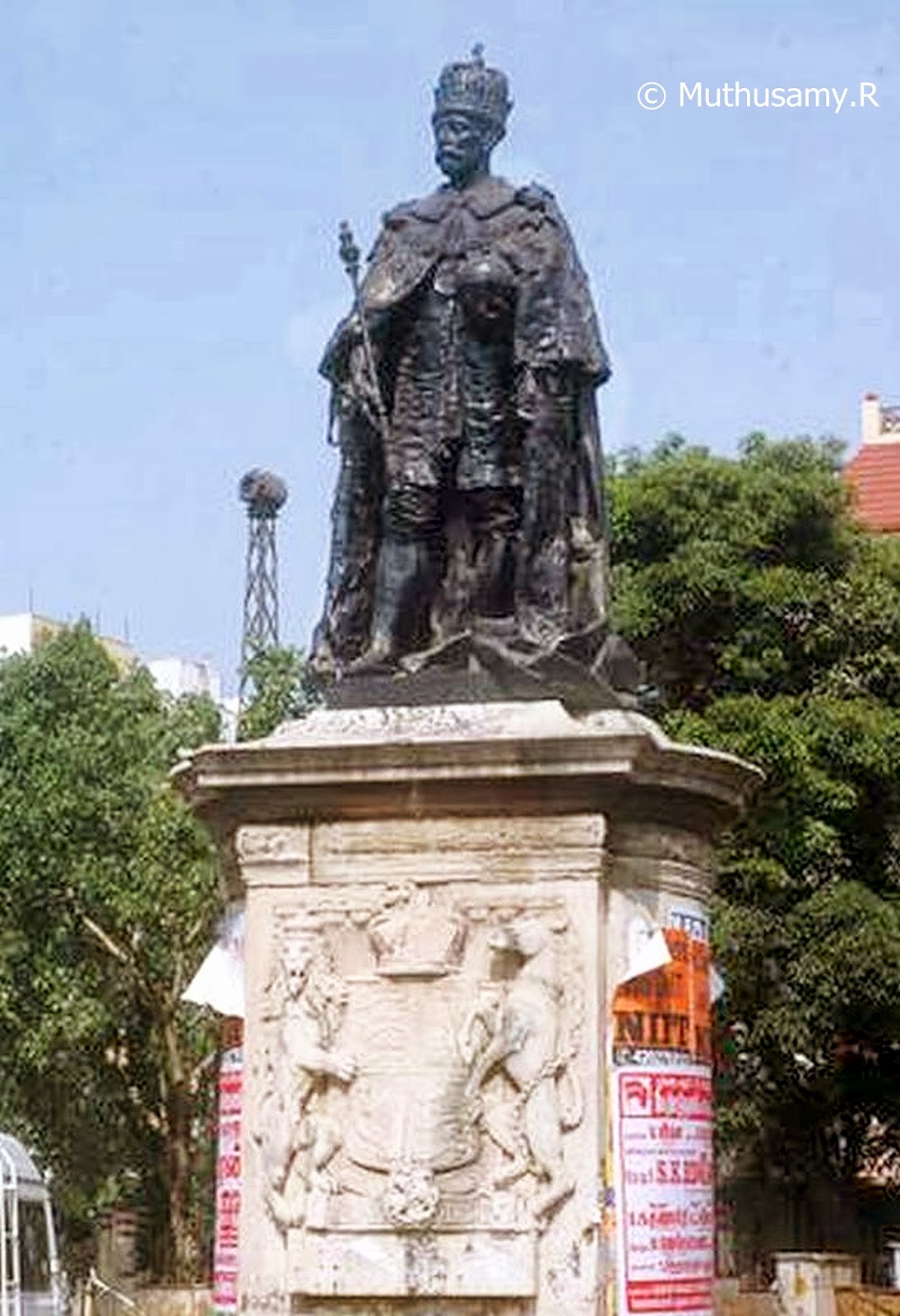 Muthusamy's Photo Stream: King George V Statue, Flower Bazaar Police ...