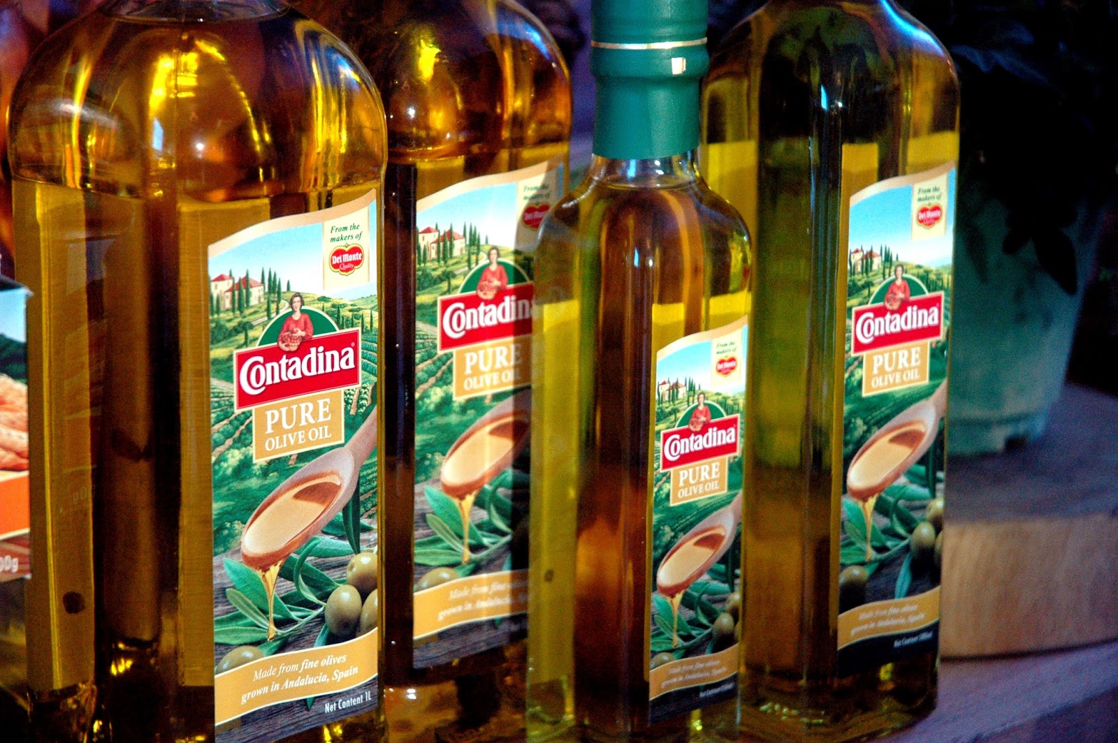 DUDE FOR FOOD: Simply Nigella: Nigella Lawson Introduces Del Monte ...