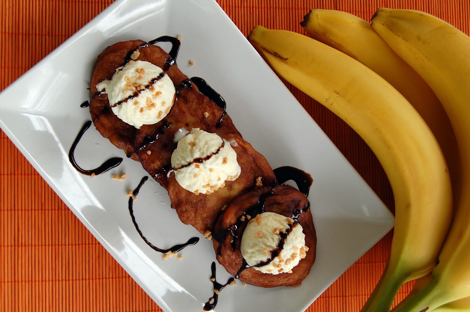 Τηγανίτες με φρούτα/Fruit Fritters | Cook And Feed