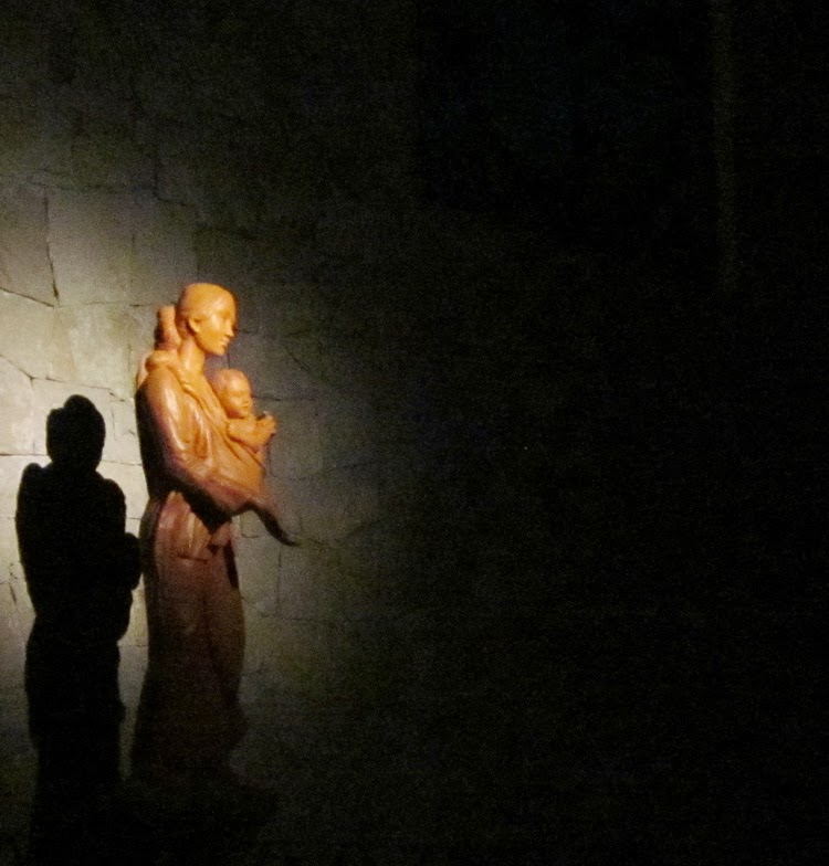 deta bercerita: Kisah Ziarah di Pertapaan Bunda Pemersatu Gedono