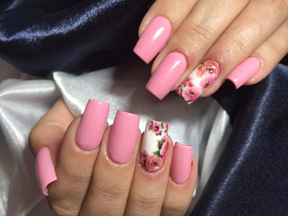 DarkViolet931 : Nails and Make Up