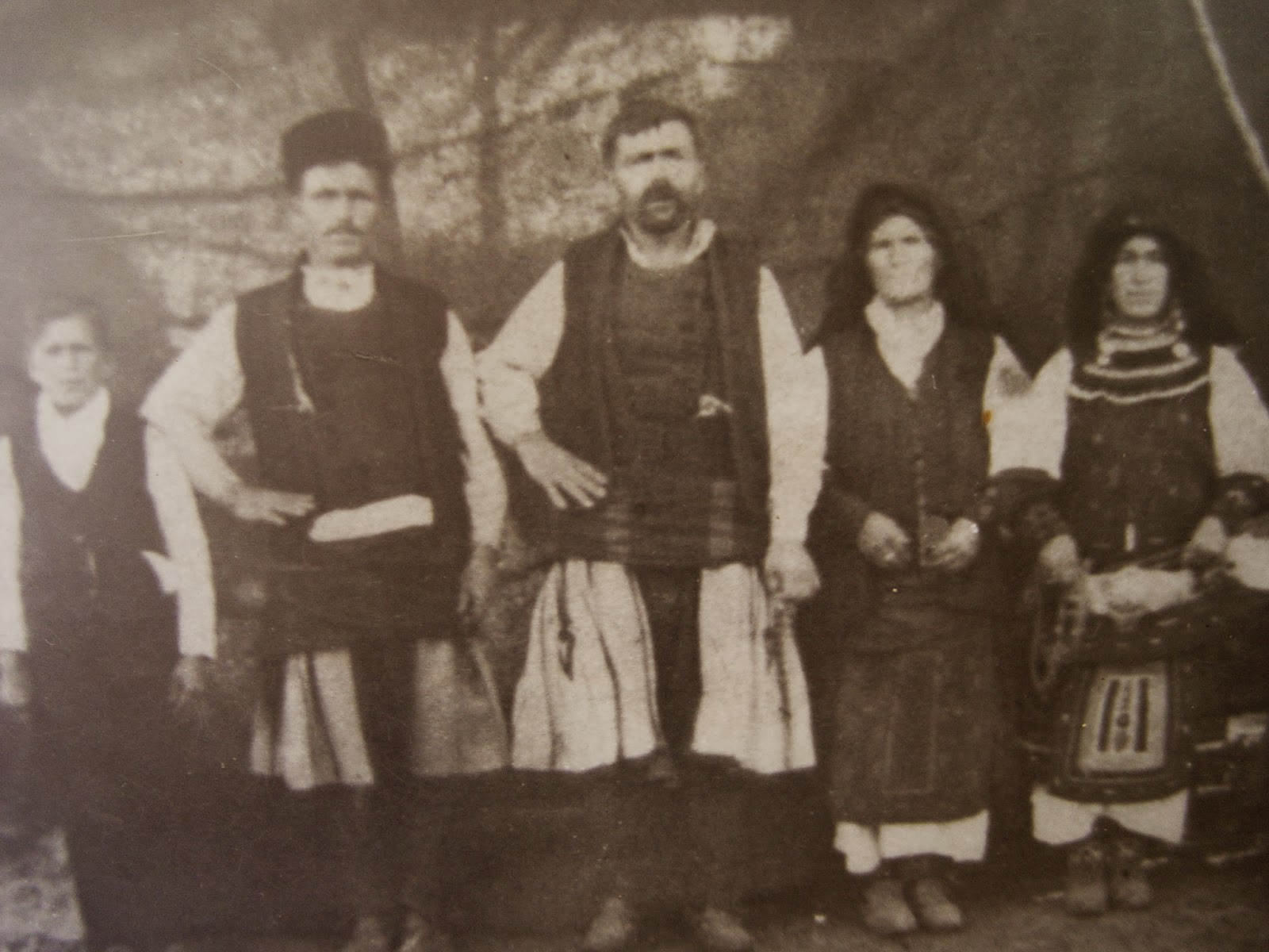 ΠΟΡΤΡΑΙΤΑ ΣΑΡΑΚΑΤΣΑΝΑΙΩΝ