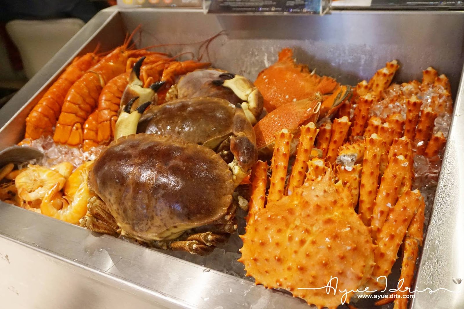 Pengalaman makan ketam terbaik di THE MANHATTAN FISH MARKET | AYUE IDRIS