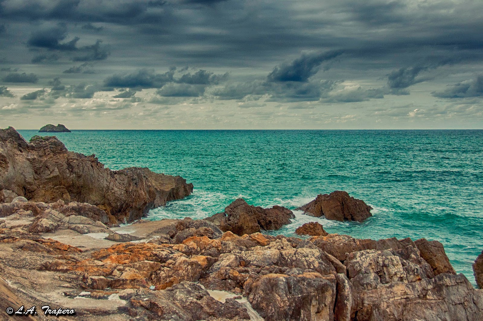 Luis Alberto Trapero: PLAYA DE USGO ( CANTABRIA )