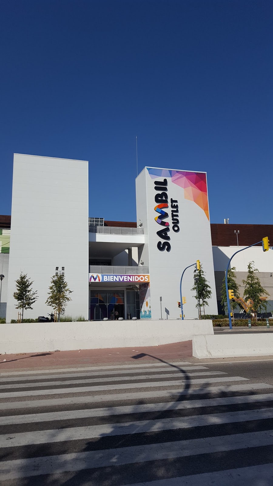 SpainToLima: Sambil Outlet