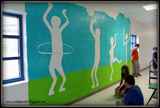 Art Room 104: Extended Day: Extending our Mural!