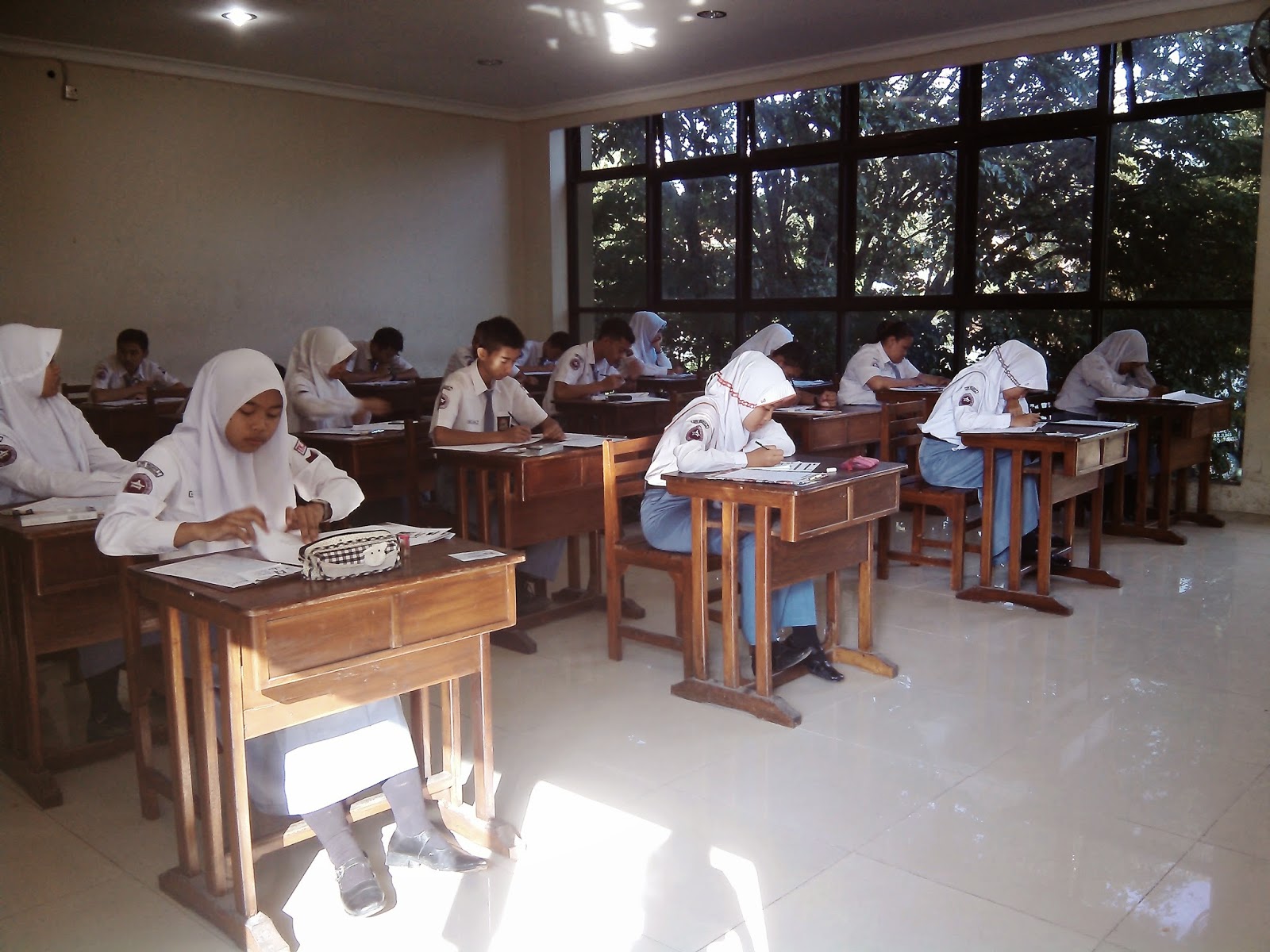 SMK Negeri 7 (STM Pembangunan) Semarang: April 2015