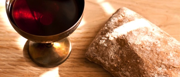SOLO LA SANGRE: La Cena del Señor y el Evangelio por Steve Wilsher