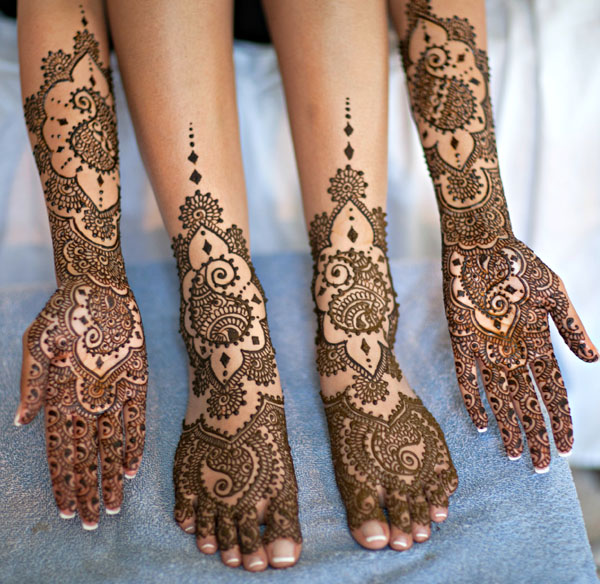 Mehndi 360: Bridal Mehndi Designs