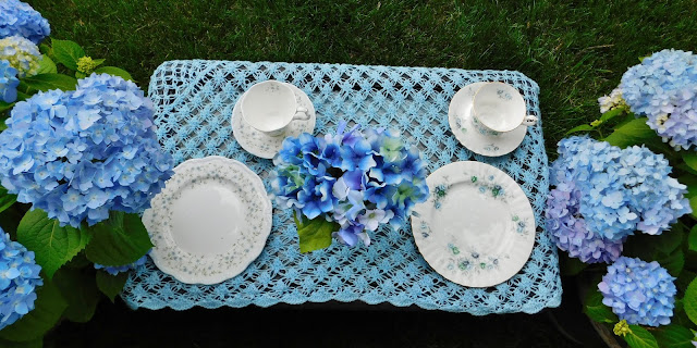 Teatime Journeys: Hydrangea woodlawn parlor
