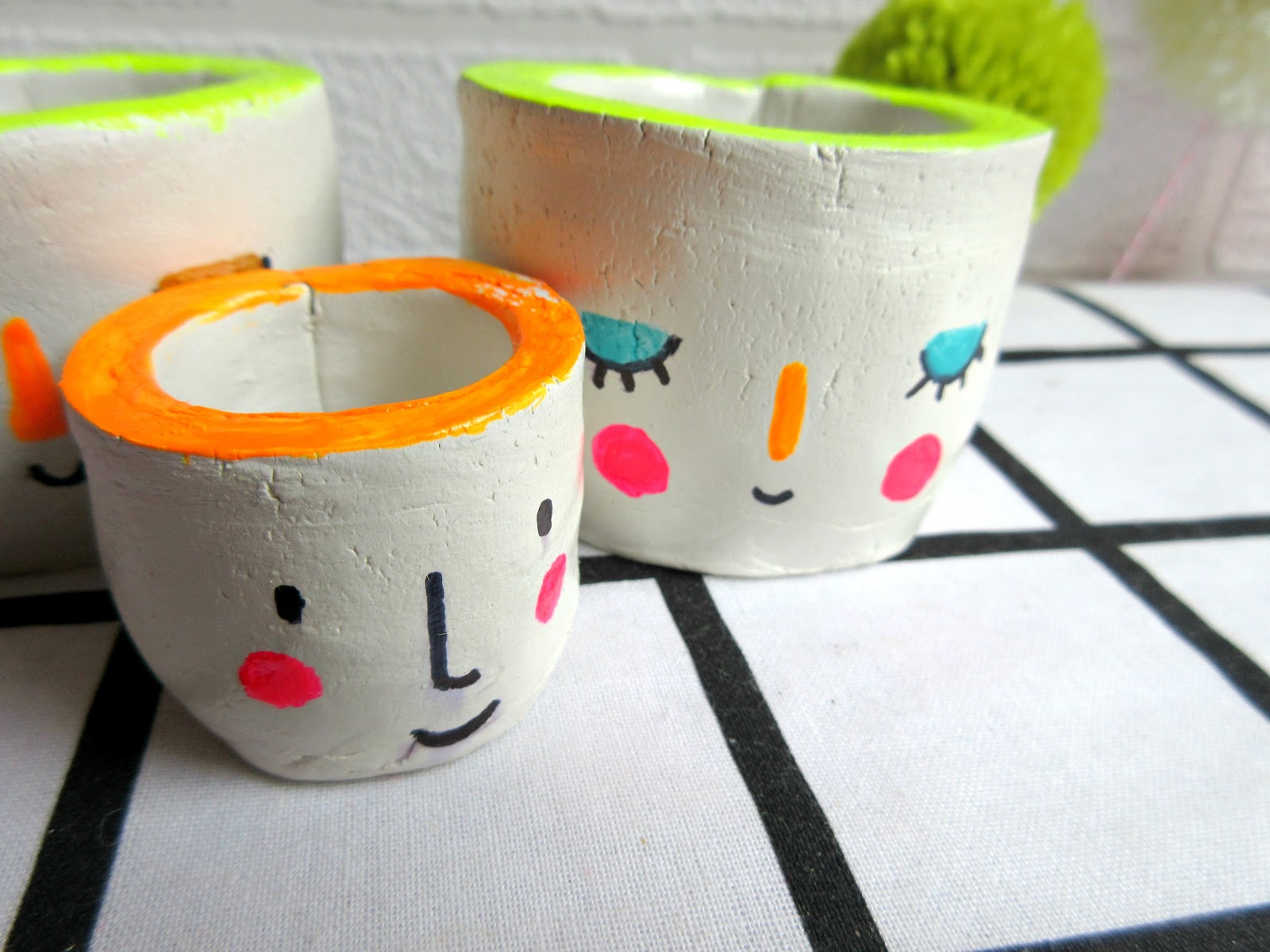 Teawagontales: Clay face pots DIY