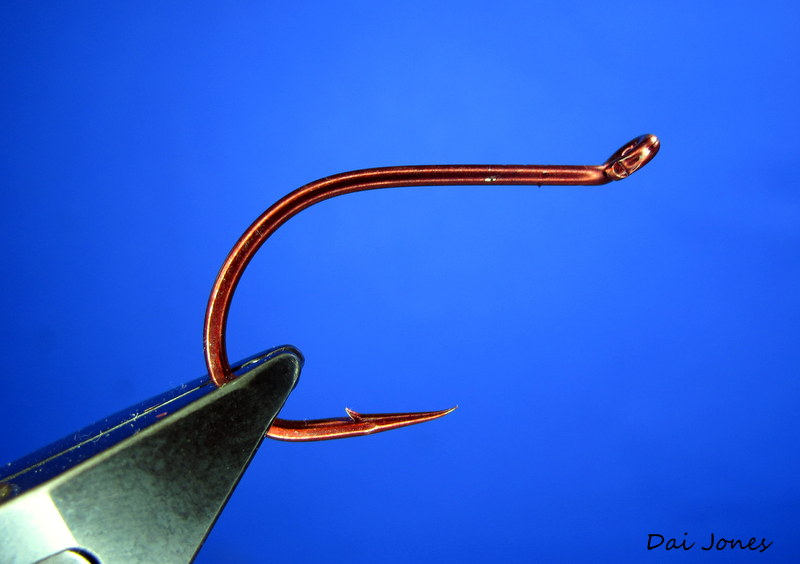 Flies step by step: Squid pattern, step by step.