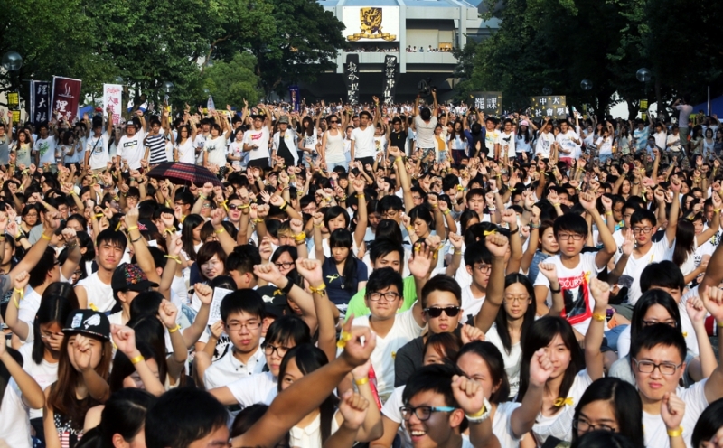 demokrasya - philippin news collections