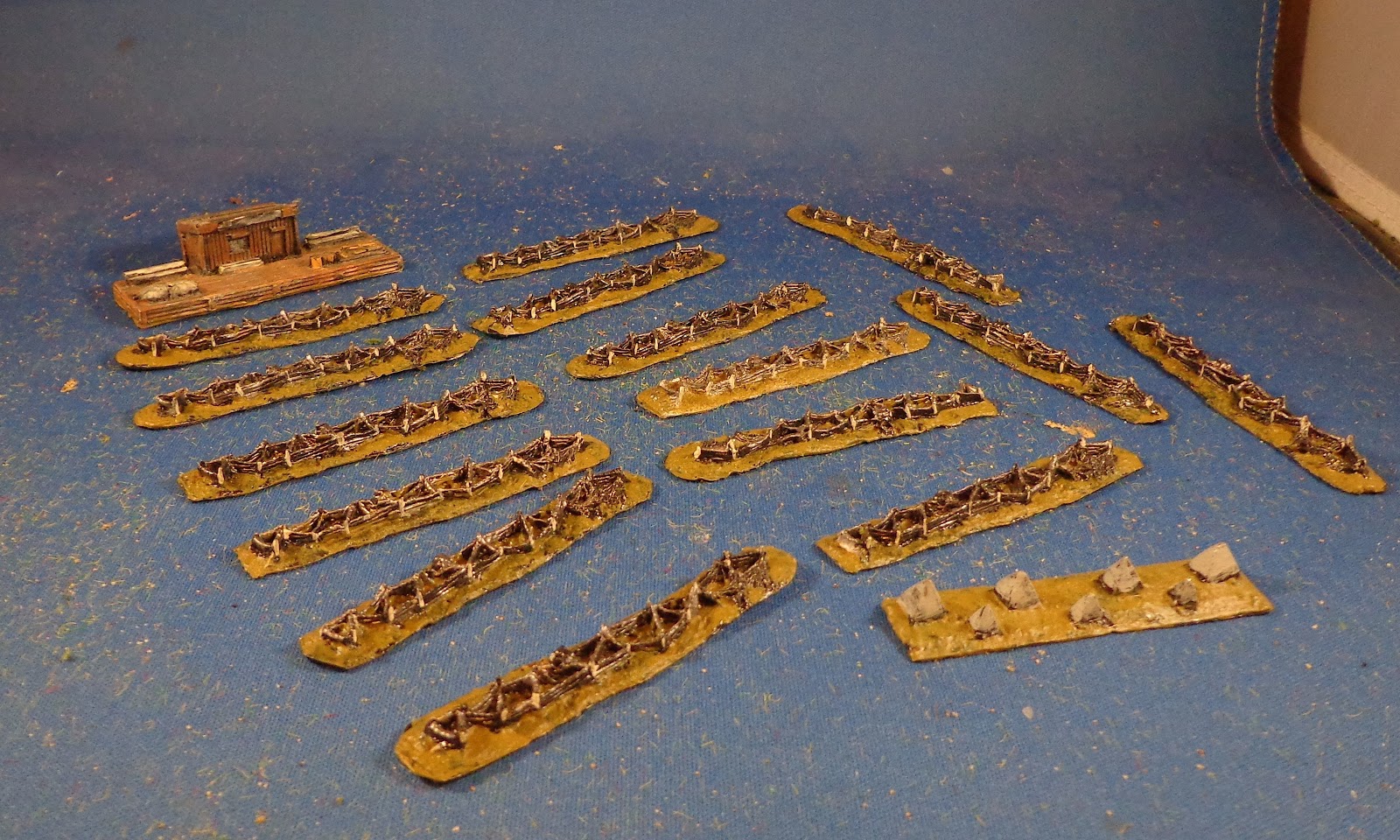 Bob's Miniature Wargaming Blog: FS 6mm WW2 terrain blowout