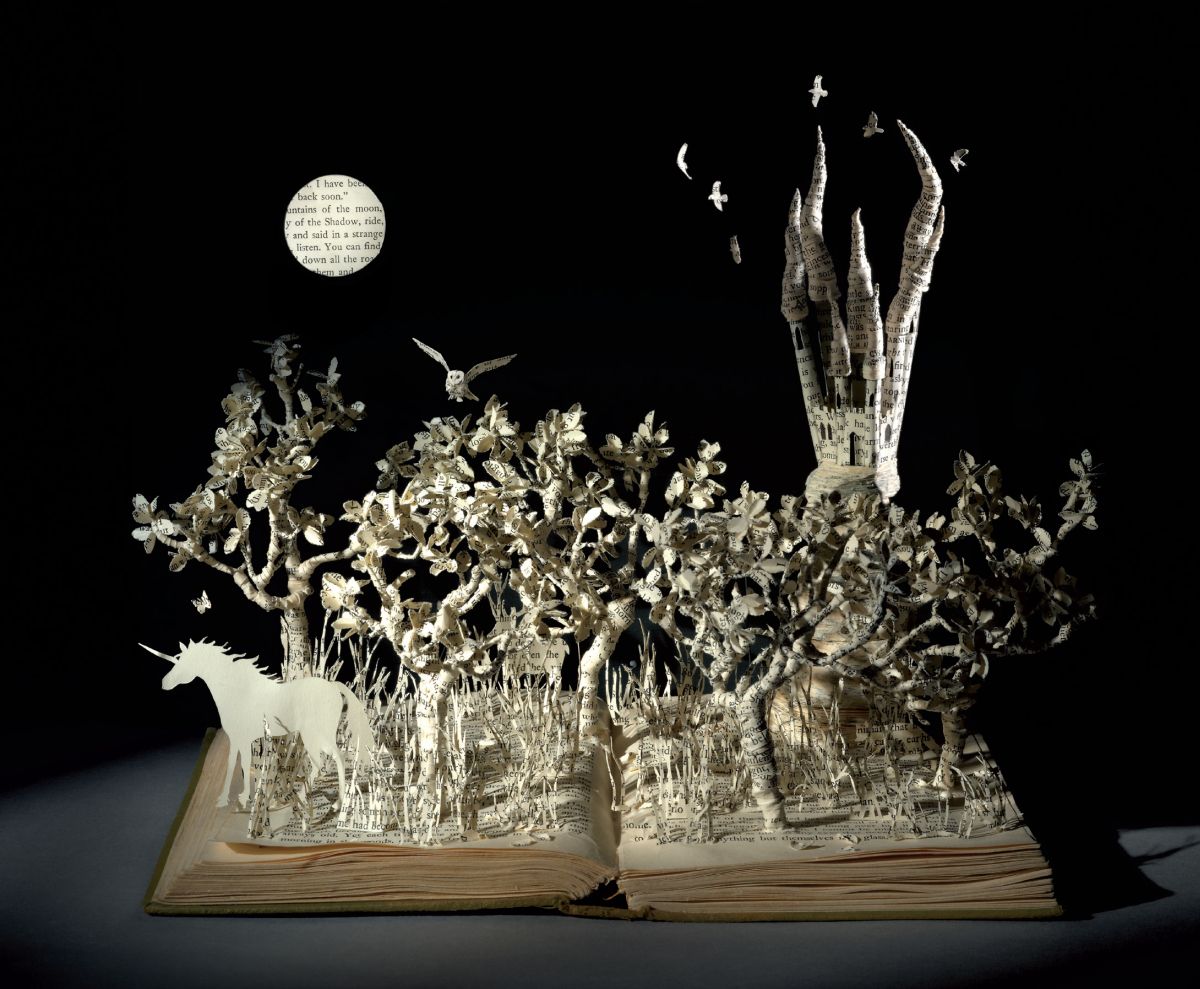 Aquellos inolvidables tebeos...: Arte hecho con libros: "Art made from ...