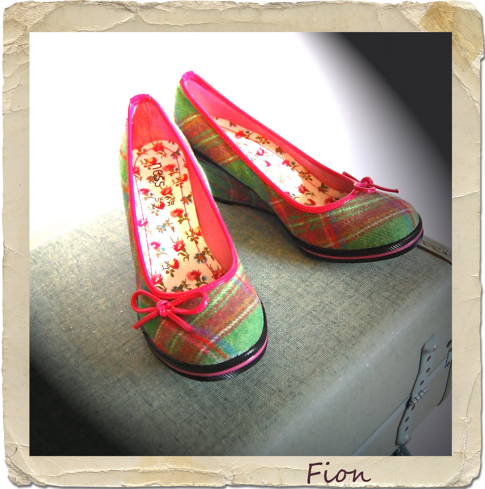 The Story of a Seamstress: Ness Vintage Style + Giveaway